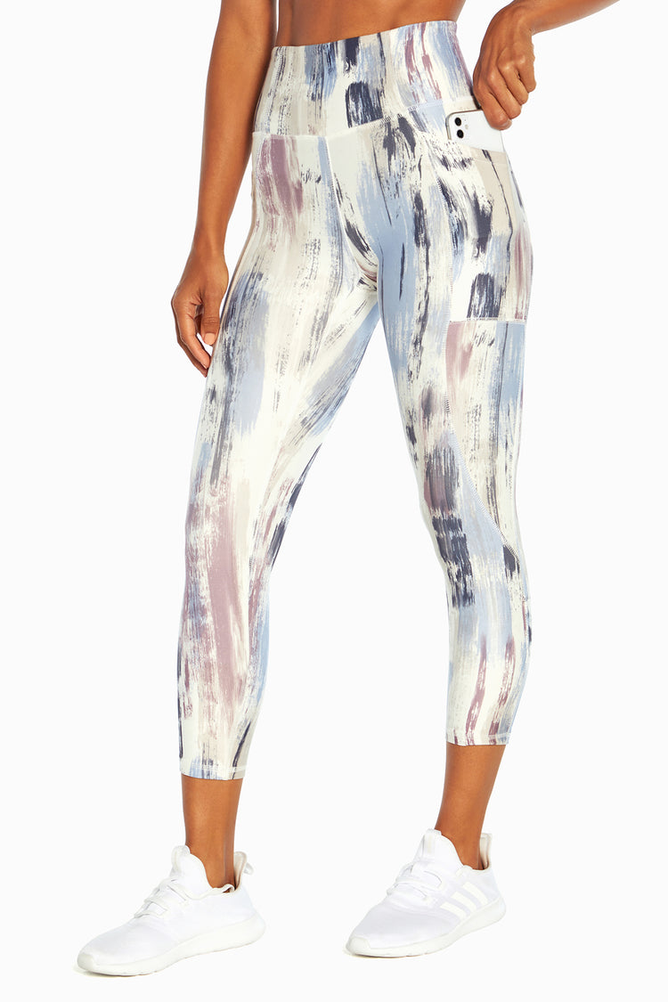 Plus Size Activewear Leggings & Bottoms – Marika